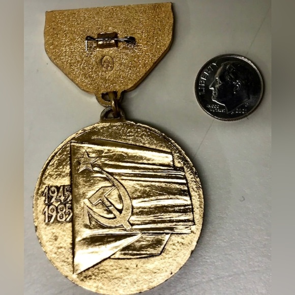 Art | Vintage 198s Soviet Era Antique Bronze Medal Ribbon Medallion ...